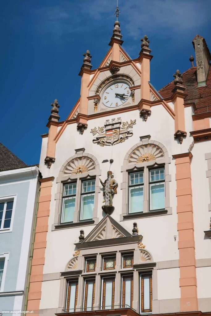 BRAUNAU am Inn: ein Grenztraum im Grenzraum