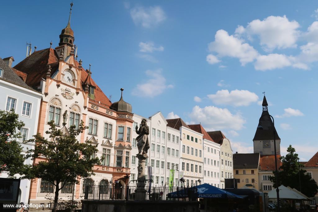 BRAUNAU am Inn: ein Grenztraum im Grenzraum